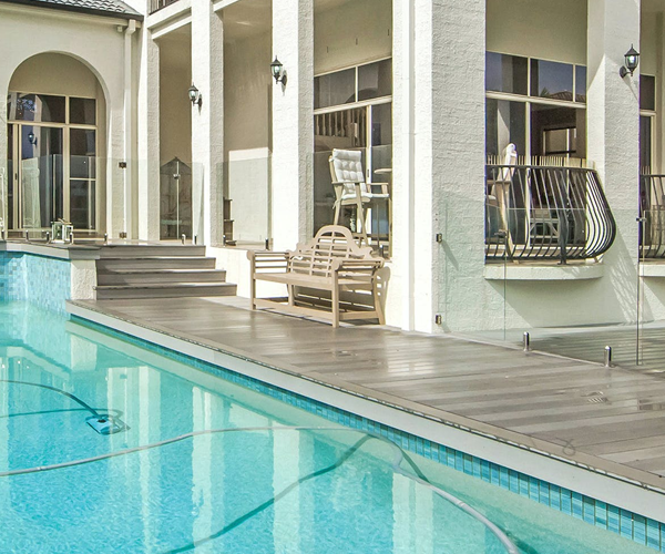 What to consider when you choose your pool fencing in Sydney – Zure
